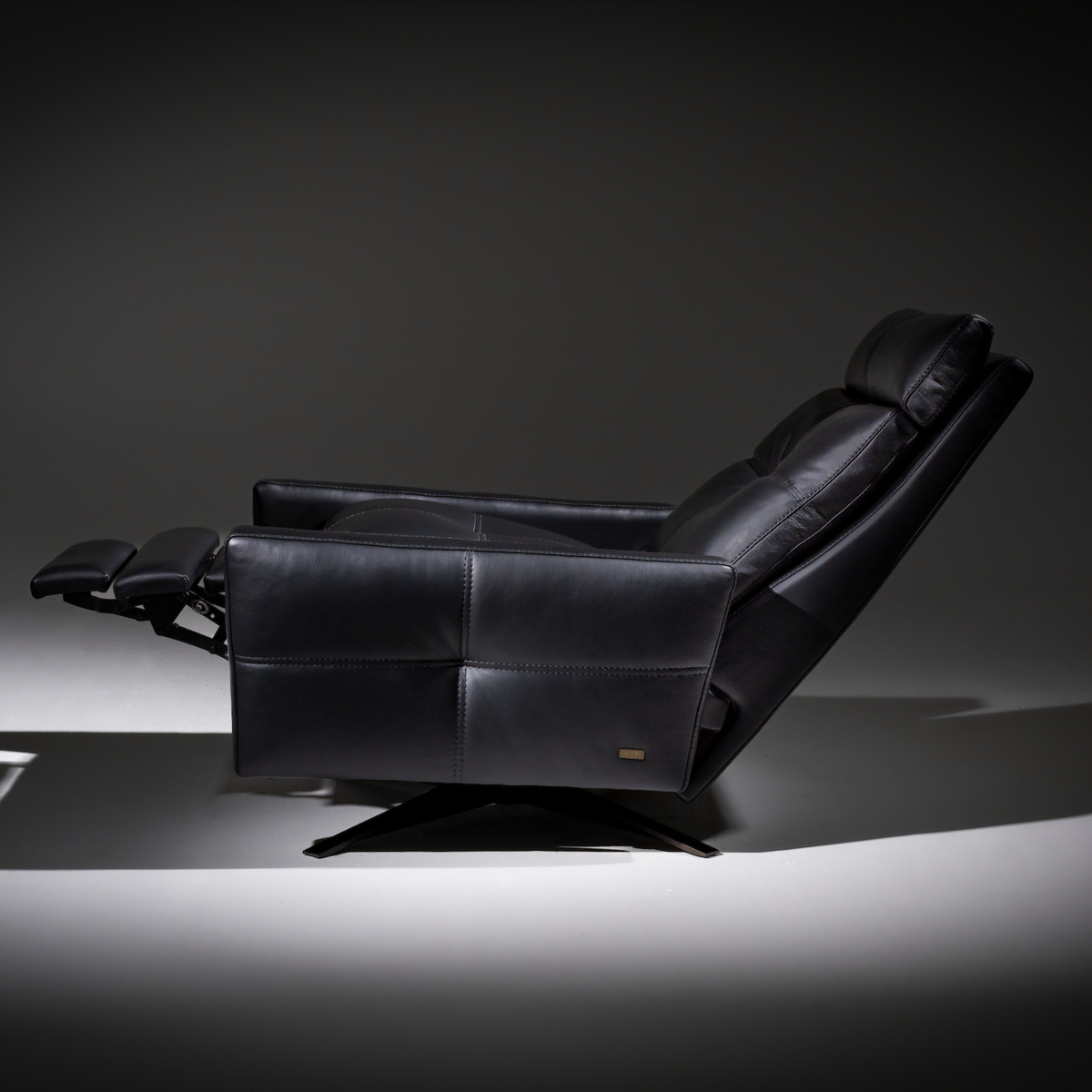 Rainier Comfort Air | American Leather – Urban Natural Home