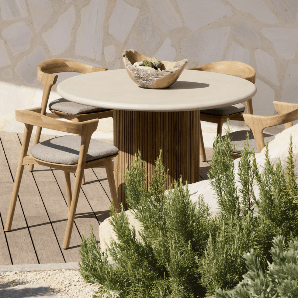 Roller Max Outdoor Dining Table – Urban Natural Home