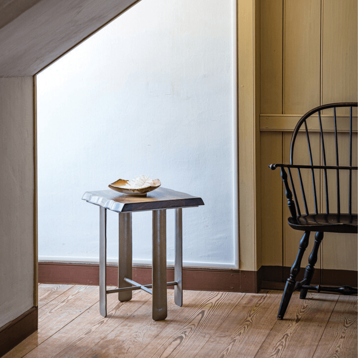 Frontier Drink Table | Charleston Forge – Urban Natural Home