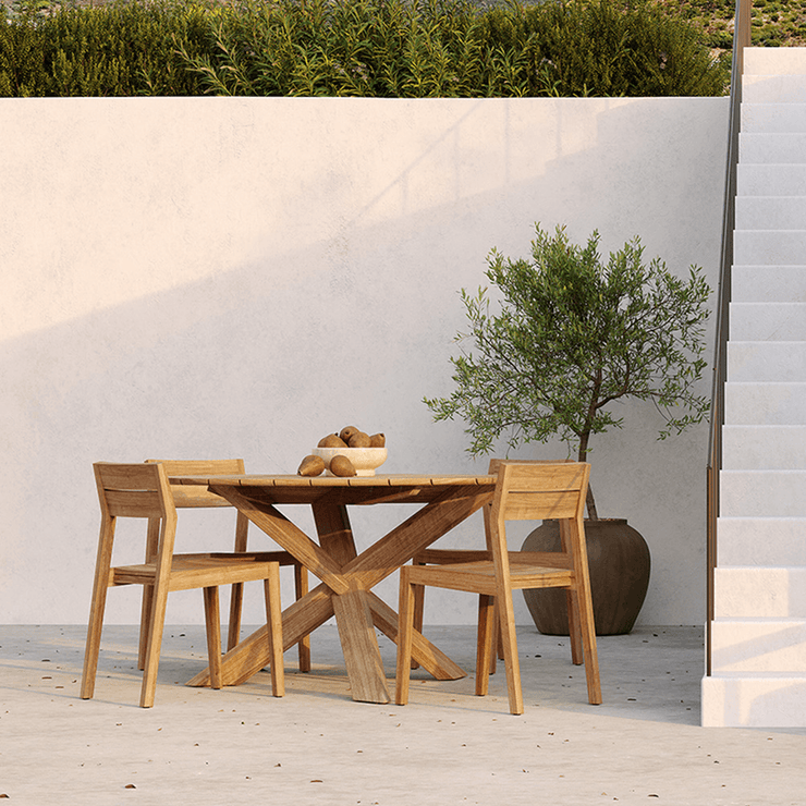Circle Outdoor Dining Table — Sustainably & Ethically Sourced – Urban ...