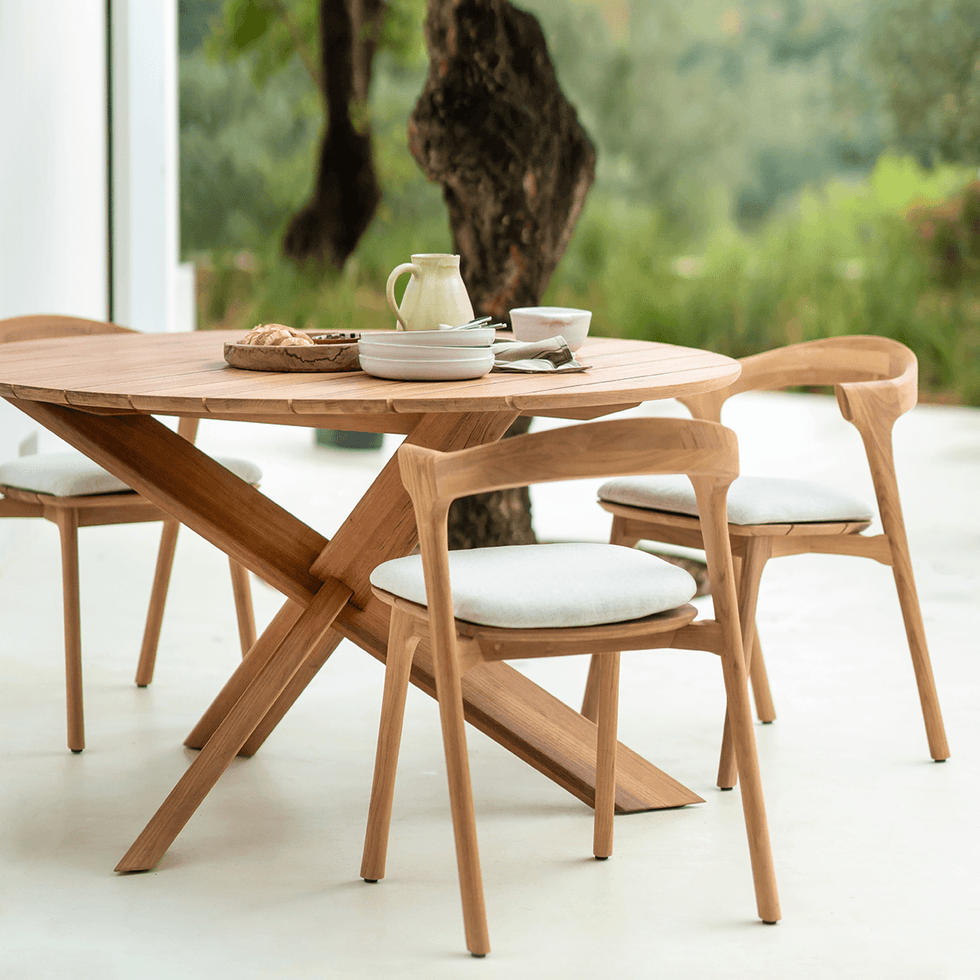 Circle Outdoor Dining Table — Sustainably & Ethically Sourced – Urban ...